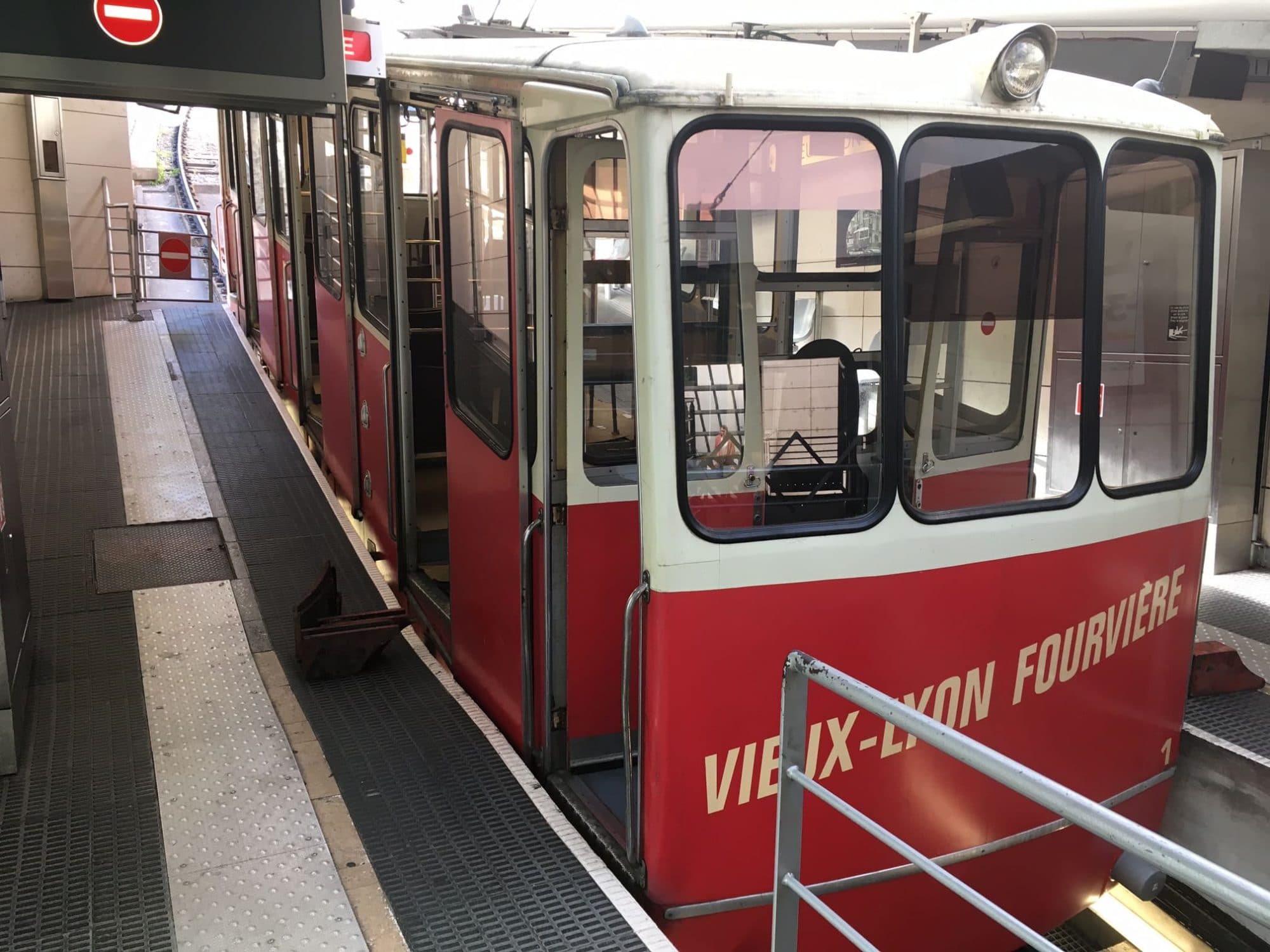 Fourvière funicular - Semer